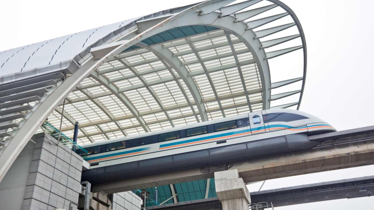 Les trains magnétiques : Comment cette technologie révolutionne le ...